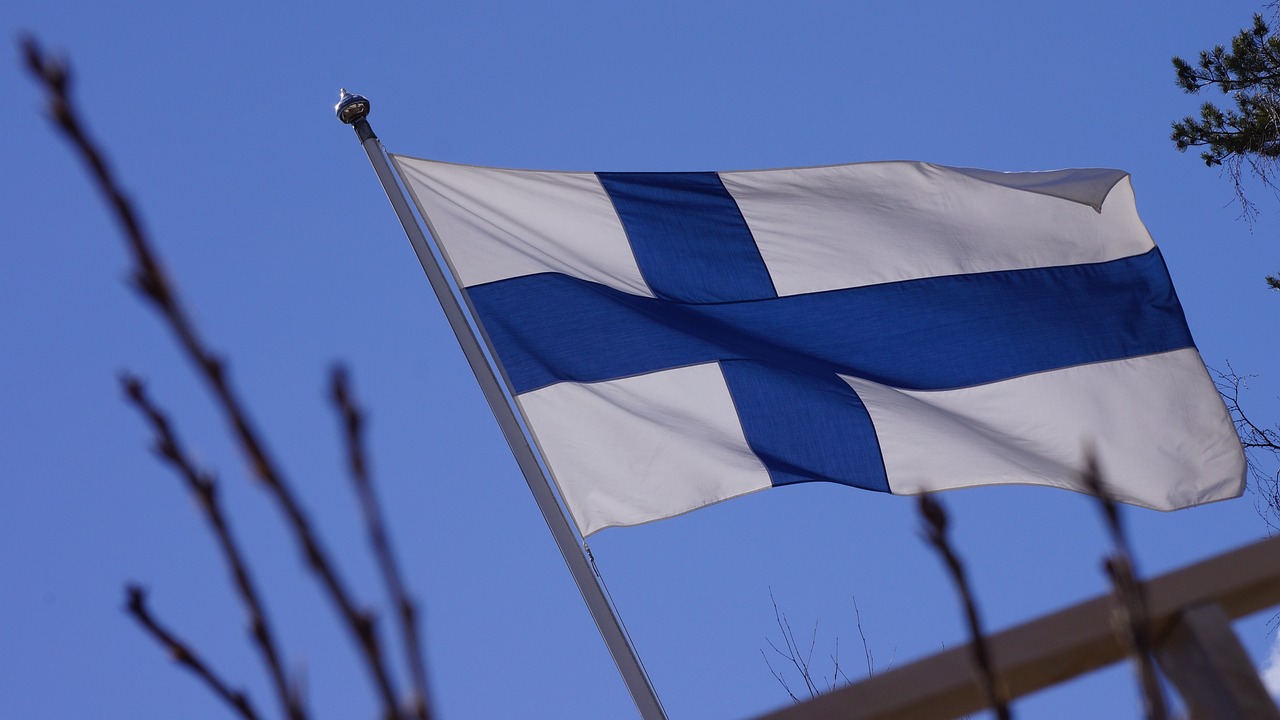 Quelle est la signification du drapeau de la Finlande ? – Que Faire Que ...