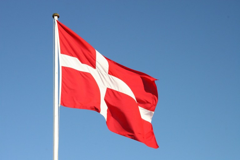 Quelle est la signification du drapeau du Danemark ? – Que Faire Que ...